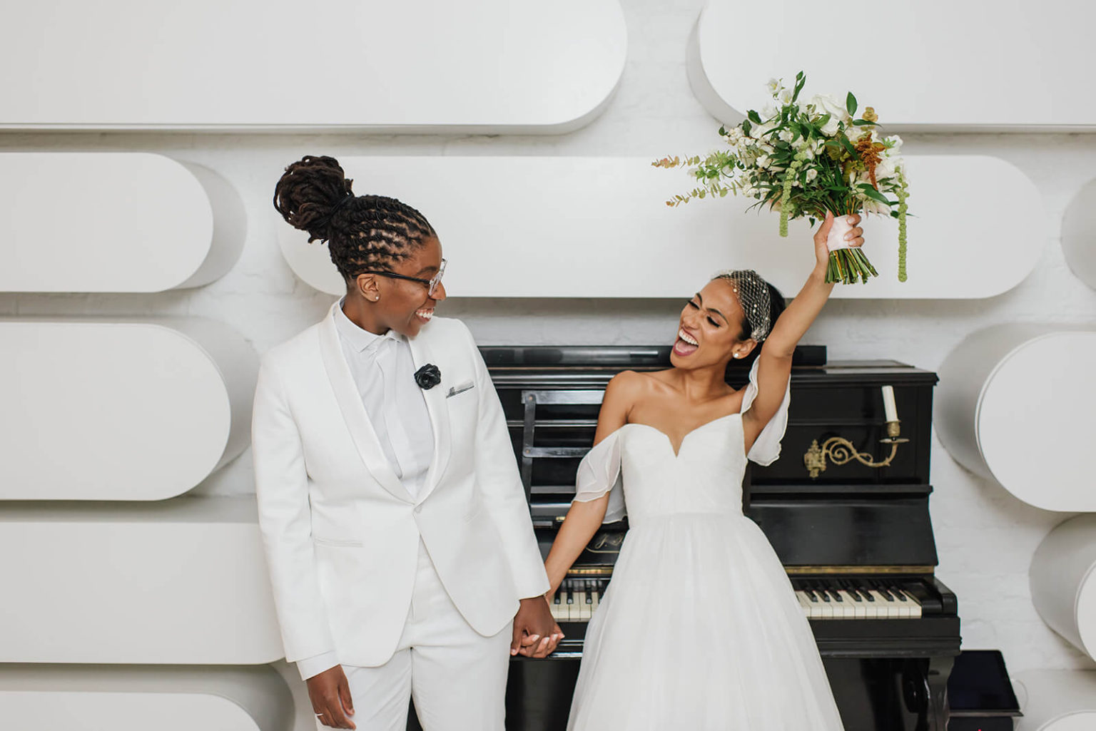 Weddings - Chi Chi Ari Love